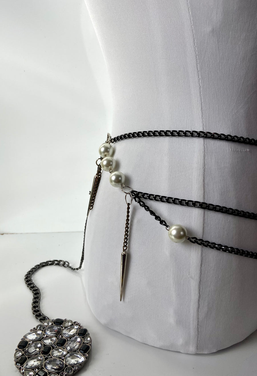 Spiky belt — Holy Thrift