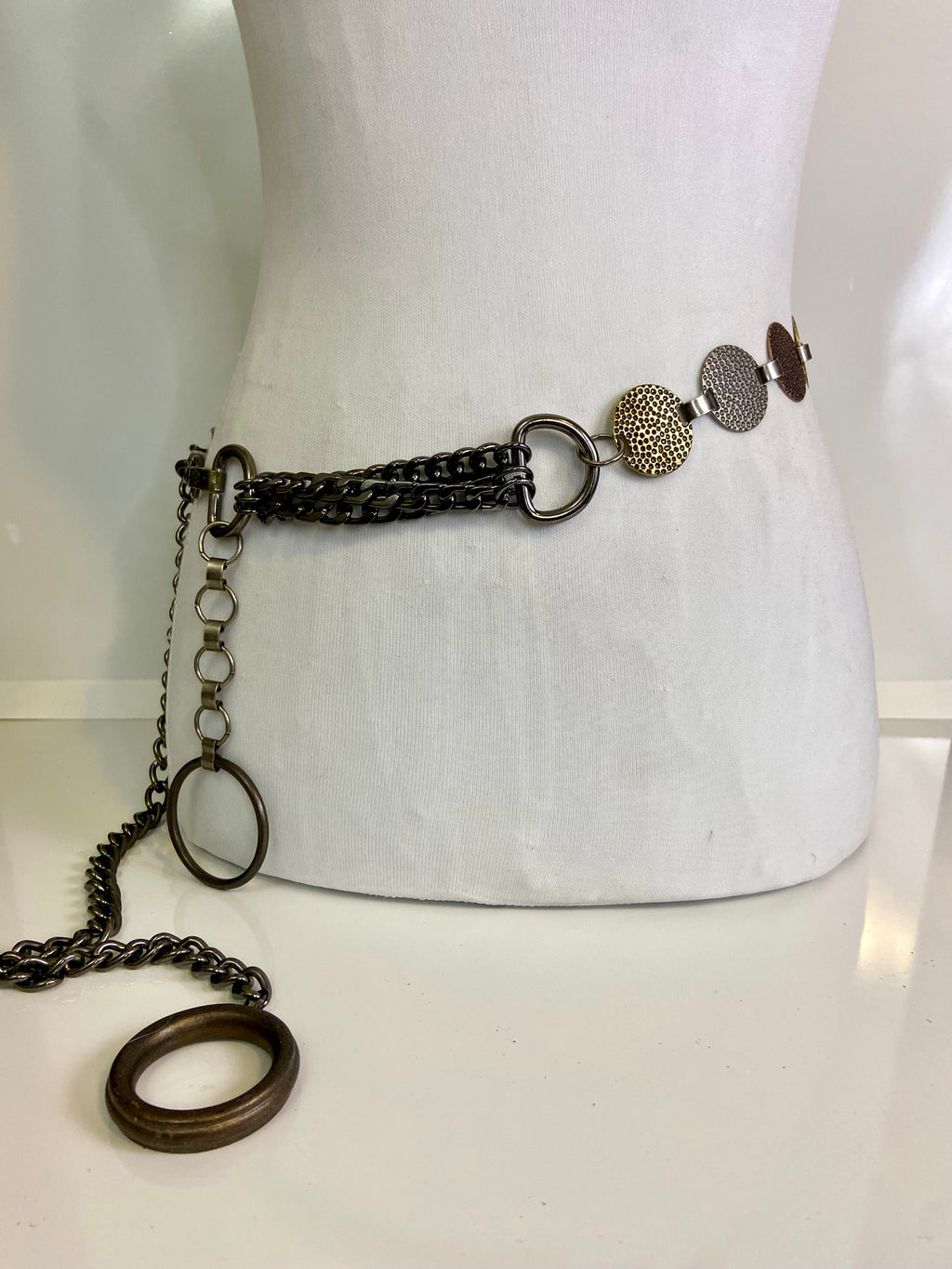 Multi colored metal chain belt – Holy Thrift