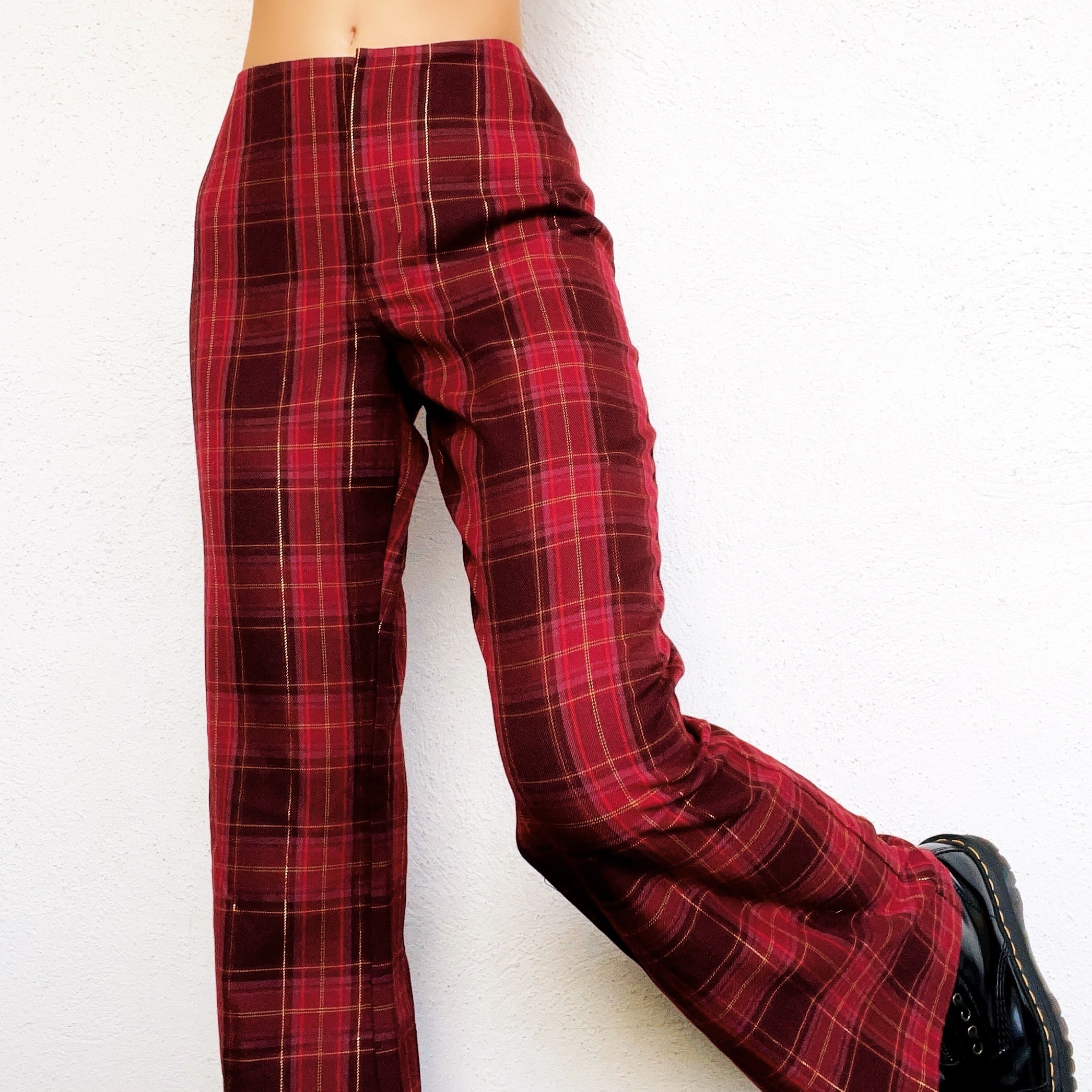 Early 2000s Plaid Pants (M) – Holy Thrift