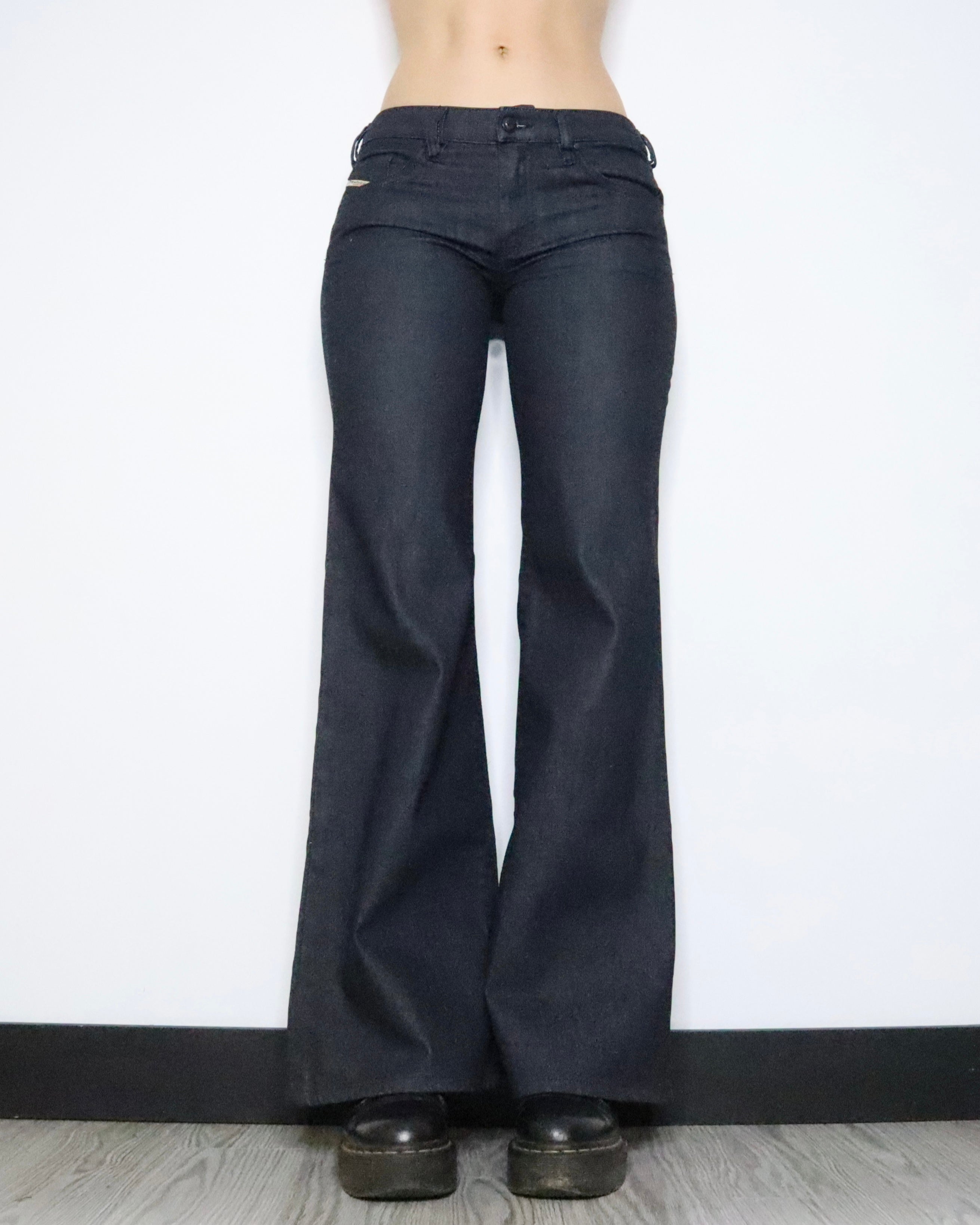 Diesel Wide Leg Jeans (Small) – Holy Thrift