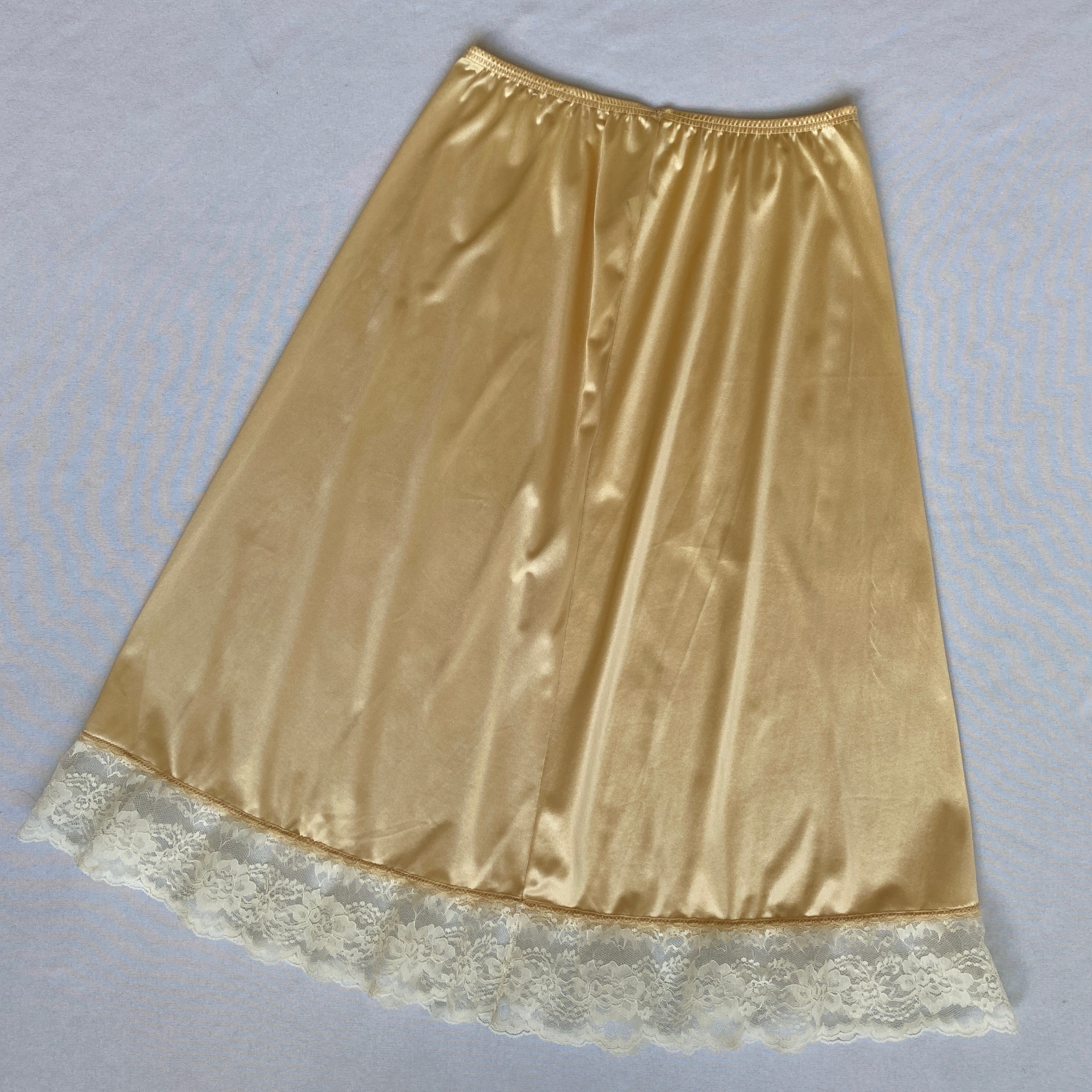 Lace trim satin midi skirt – Holy Thrift